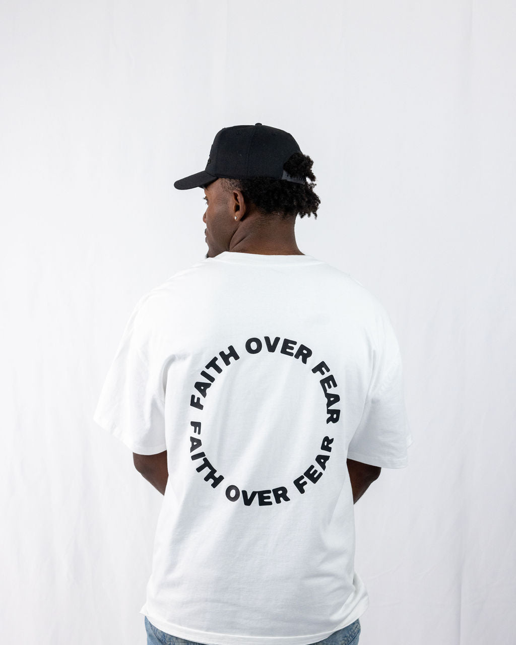 Faith Over Fear Faded White Circle Tee – FLLWRS